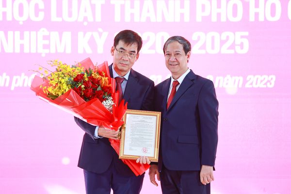 Lễ trao Quyết định công nhận Hiệu trưởng Trường Đại học Luật Thành phố Hồ Chí Minh nhiệm kỳ 2020 ...